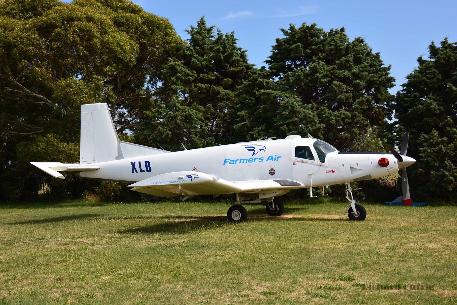 NZ Civil Aircraft: Farmers Air Gisborne