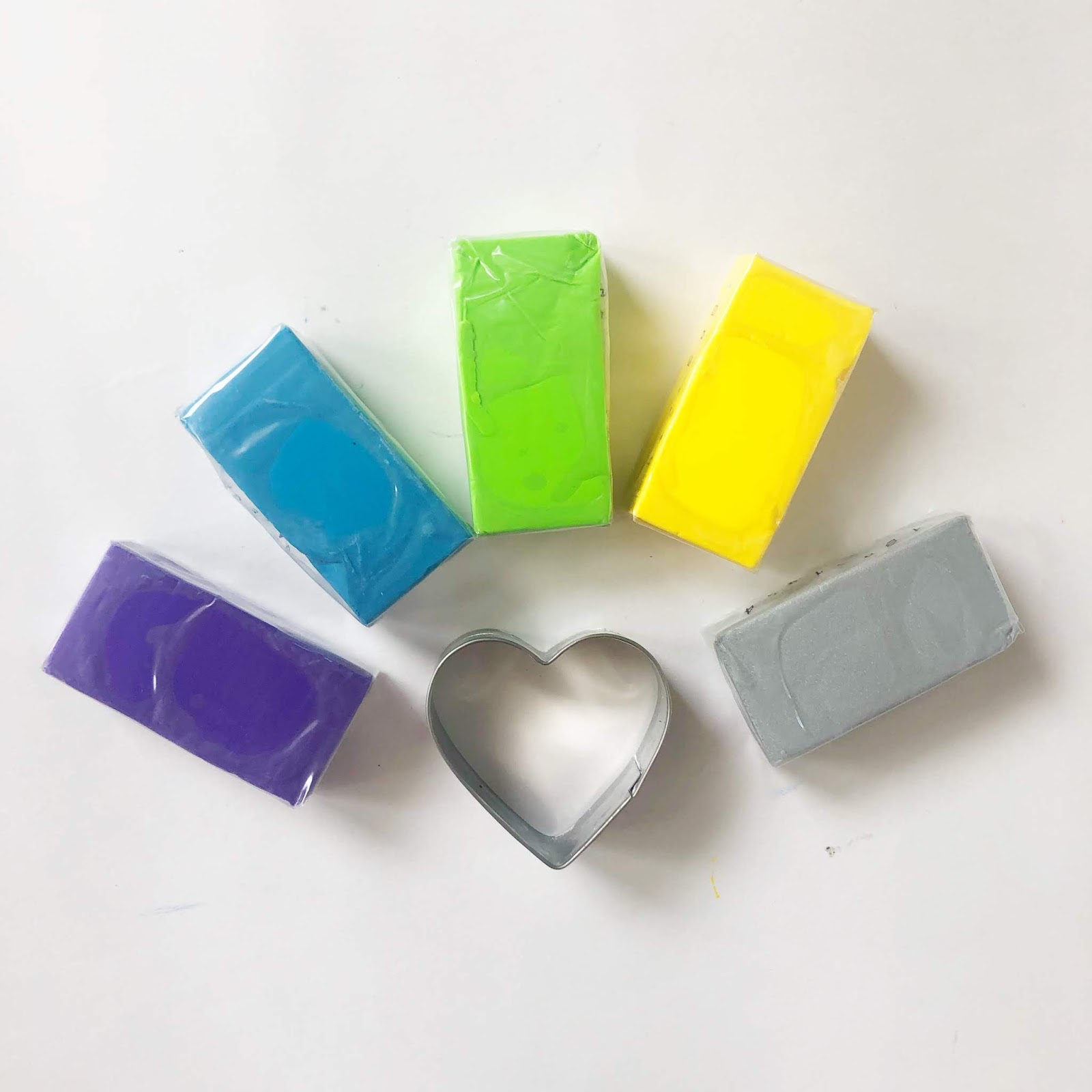 Marbled hearts to celebrate Valentine's Day