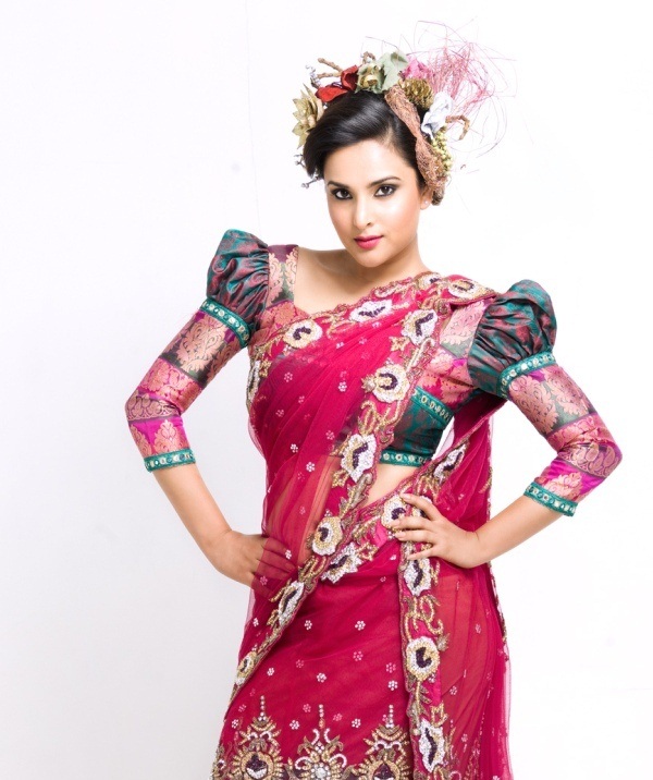 Divya-spandana Latest Stills