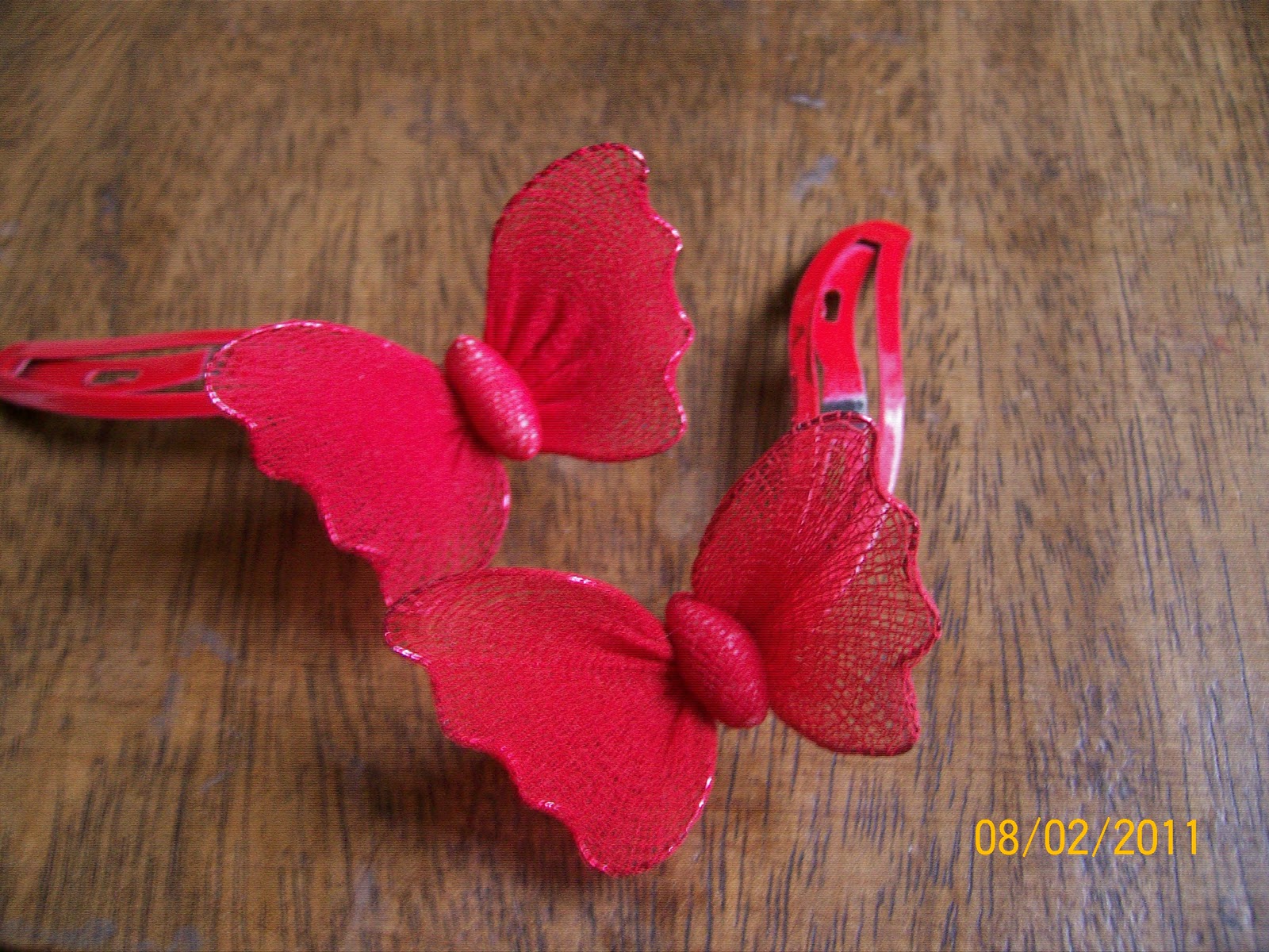 Tinas Creations: Instructions on making a nylon stocking butterfly
