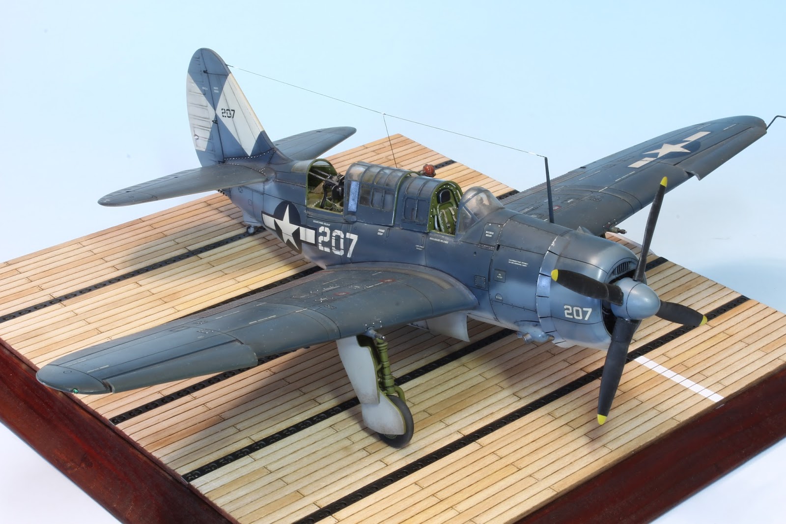 Istvan Michalko's scale models: Curtiss SB2C-4 Helldiver - 1/48 scale