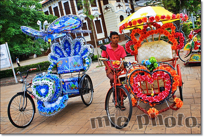 Gambar Beca Berbunga Di Melaka | mie