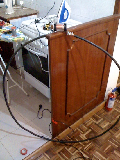 marxy's musing on technology: HF Loop by Ross 5Z4/VK1UN - T51/VK1UN