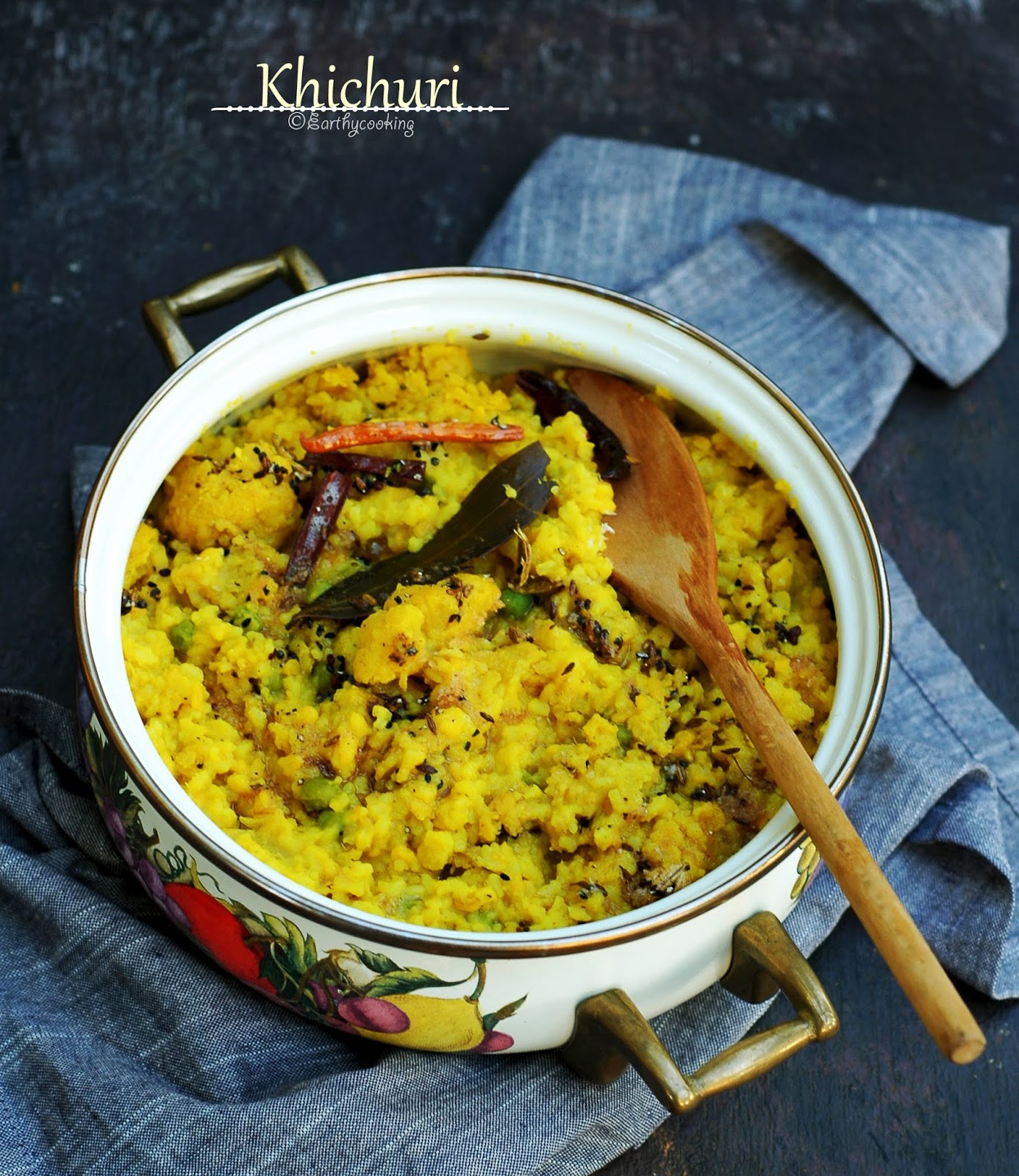 Earthycooking : Bhoger Khichuri/Rice and Mung Bean Medley