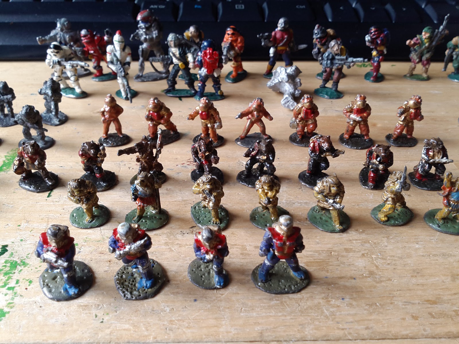Brian's Wargaming Blog: Old Figures: 15mm Traveller Miniatures (Citadel)