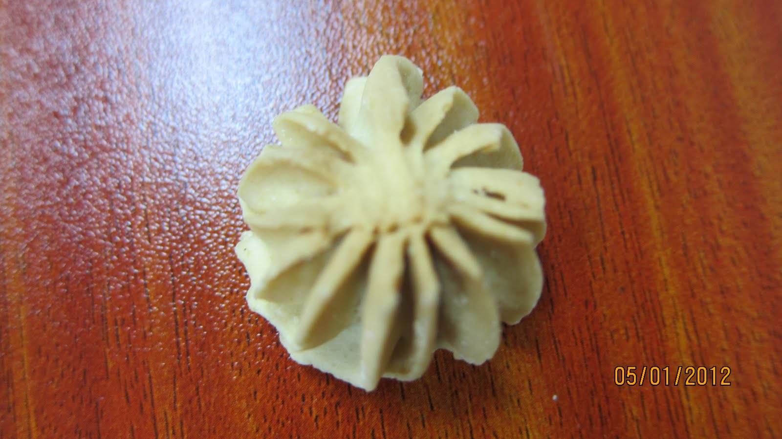 Kain Galore: Quezon's Uraro (Arrowroot) Cookies