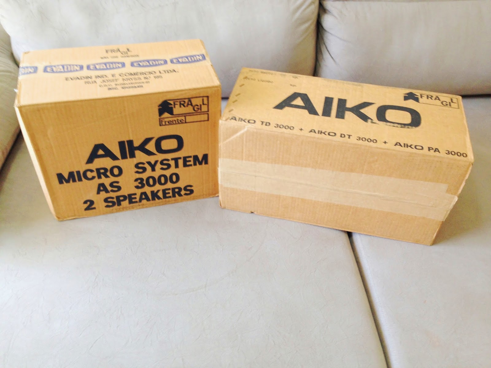 Página do Tempo/Janela do Tempo: Micro System Aiko S 3000 - Novo Exemplar
