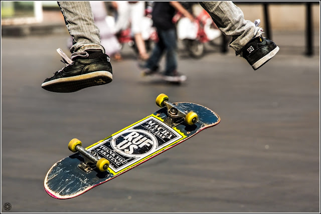 photoVaras: MACBA Skating