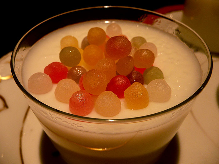 AAA ACCADEMIA AFFAMATI AFFANNATI: Balouza, elegantissima crema medio ...