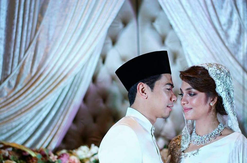 Amyra Rosli Dan Amar Baharin Majlis Resepsi - legsploaty