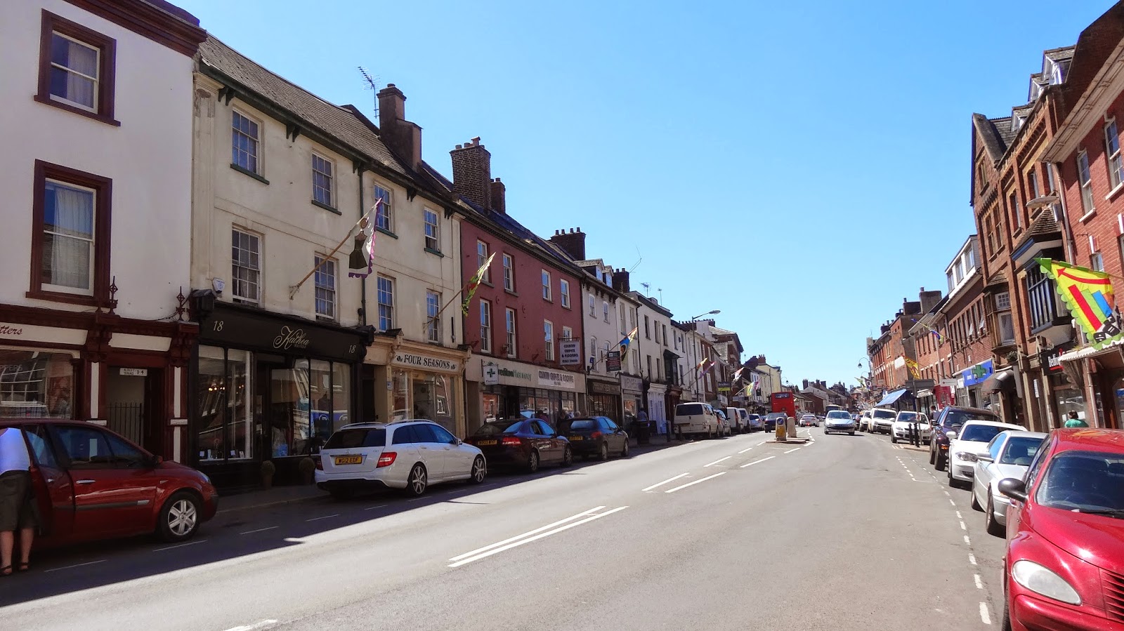 Exeter Property Blog: Crediton residents are happy where they are...