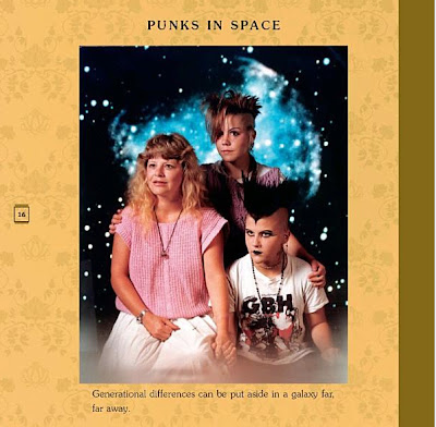 Bint photoBooks on INTernet: Awkward Family Photos Humour Mike Bender ...