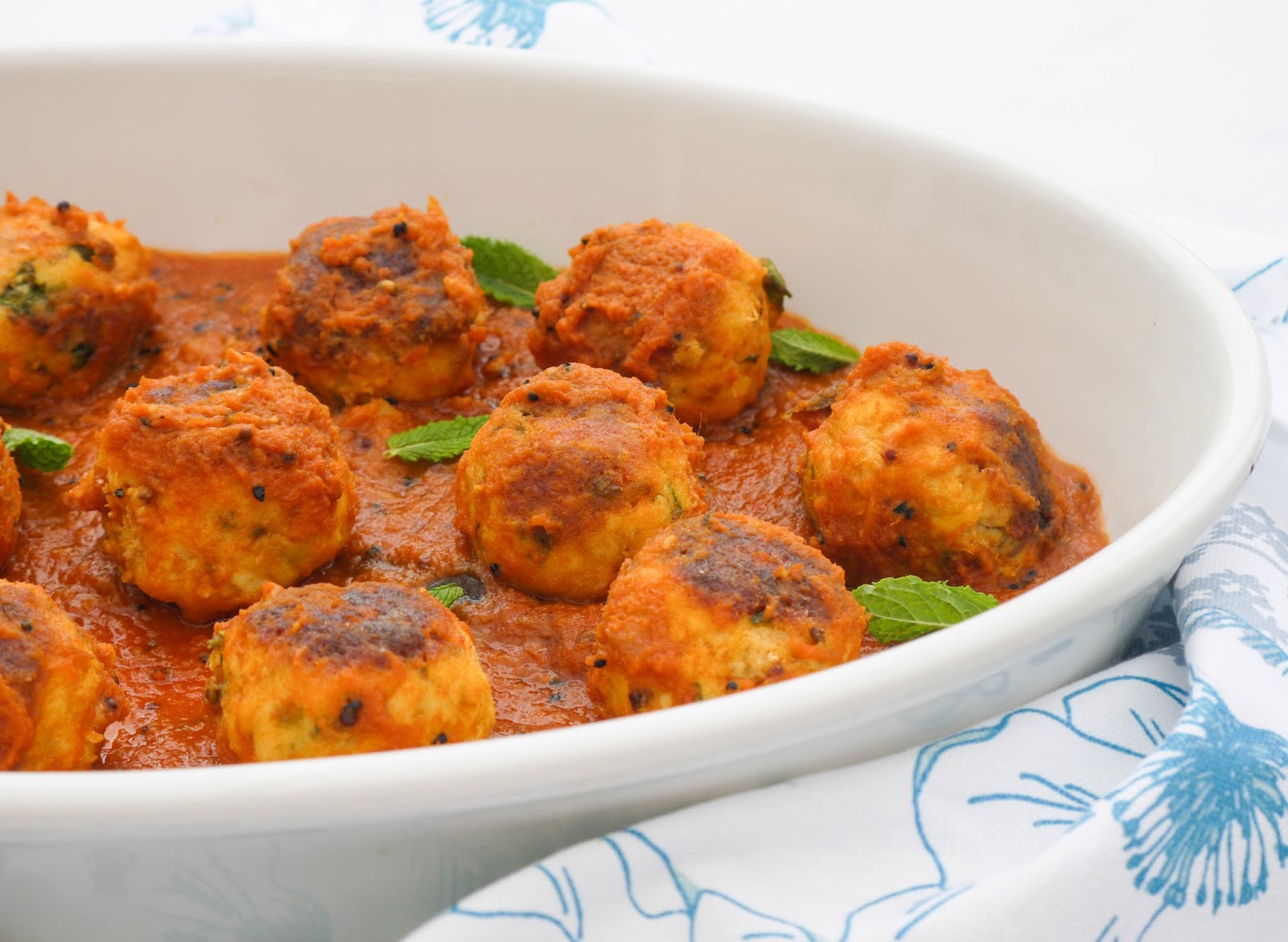 This Muslim Girl Bakes: Fish Kofta Curry.