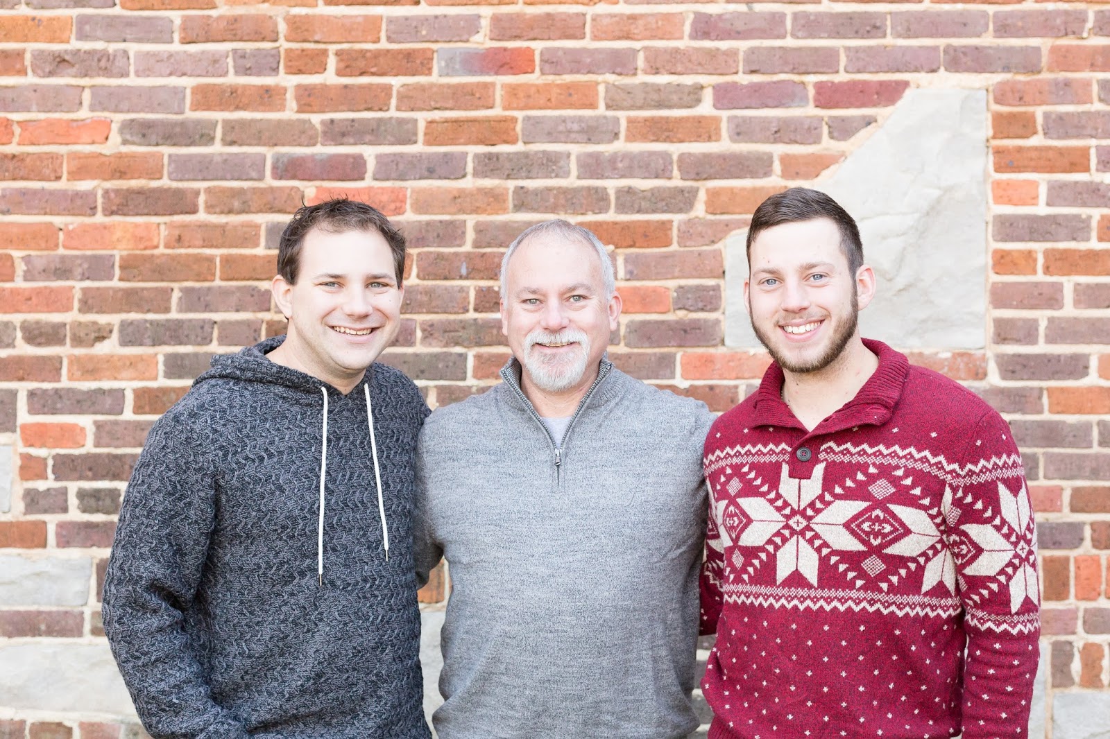 LIBERTY CAMERON PHOTOGRAPHY: THE STEWART FAMILY || JOY AND LIGHT