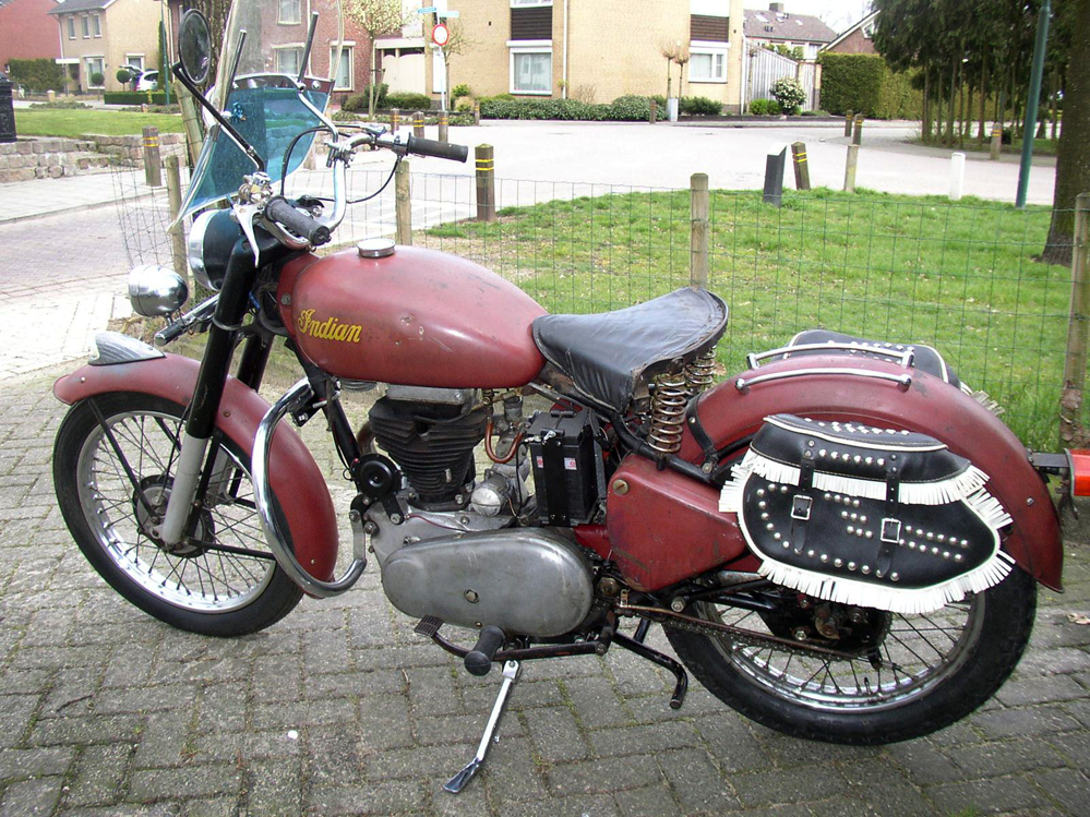 RoyalEnfields.com: Indian Fire Arrow was an unusual Royal Enfield