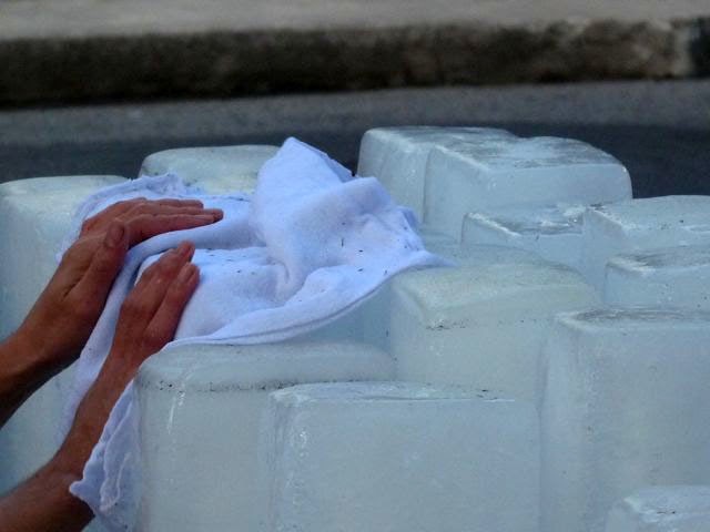 RACHEL SHEHERAZADE: Enxugando Gelo