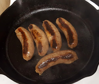The Calico Kitchen: Beer Brats- Bratwurst boiled in beer!