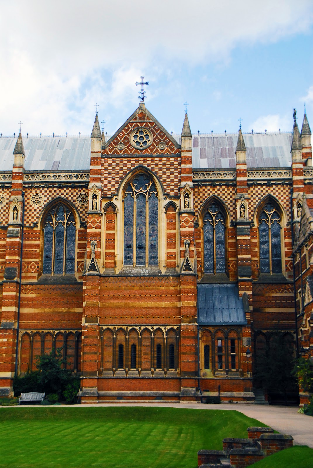 across the pond: oxford | keble college & updates