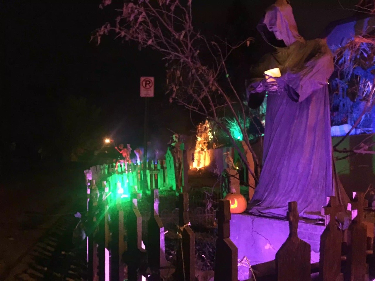 PUMPKINROT.COM: The Blog: The House On Rotting Hill