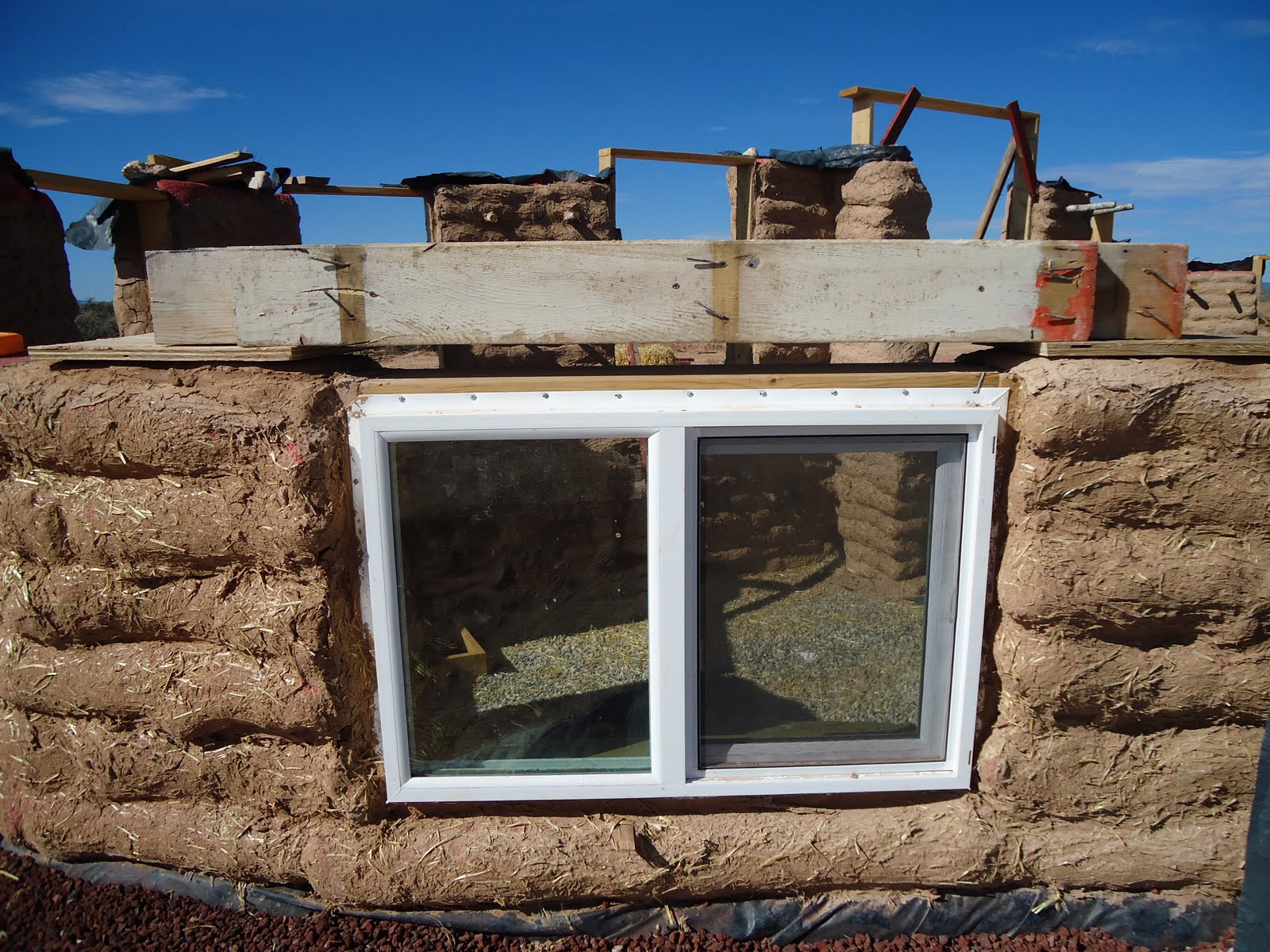 Building An Earthbag Home in Northern New Mexico: Lintel and Strapping ...