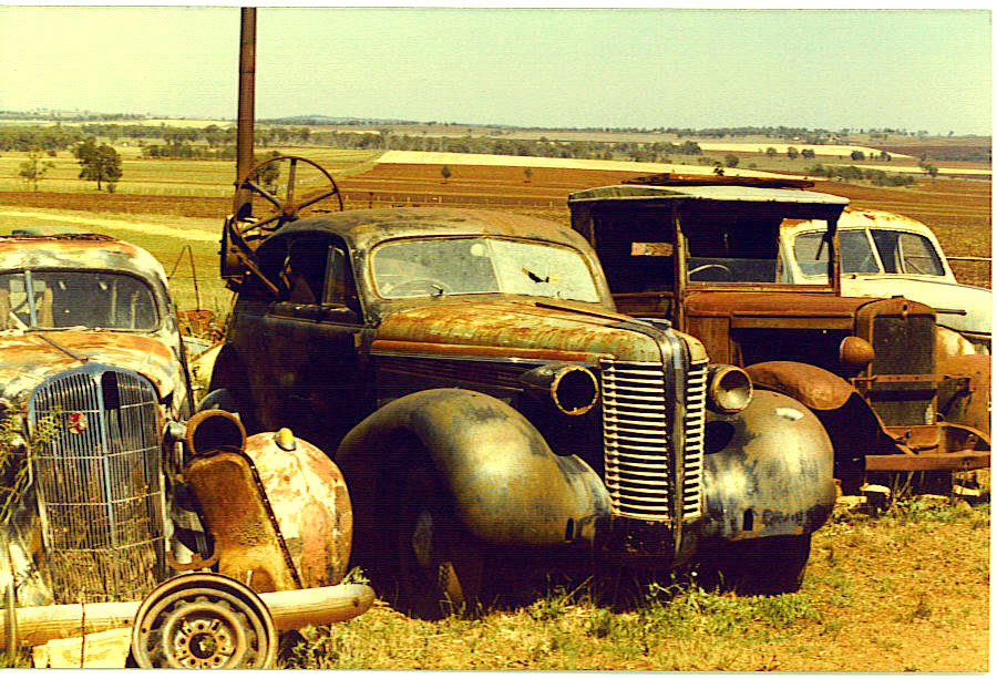 My 1928 Chevrolet: Rusty Relics (Latest Installment of over 150 photos)