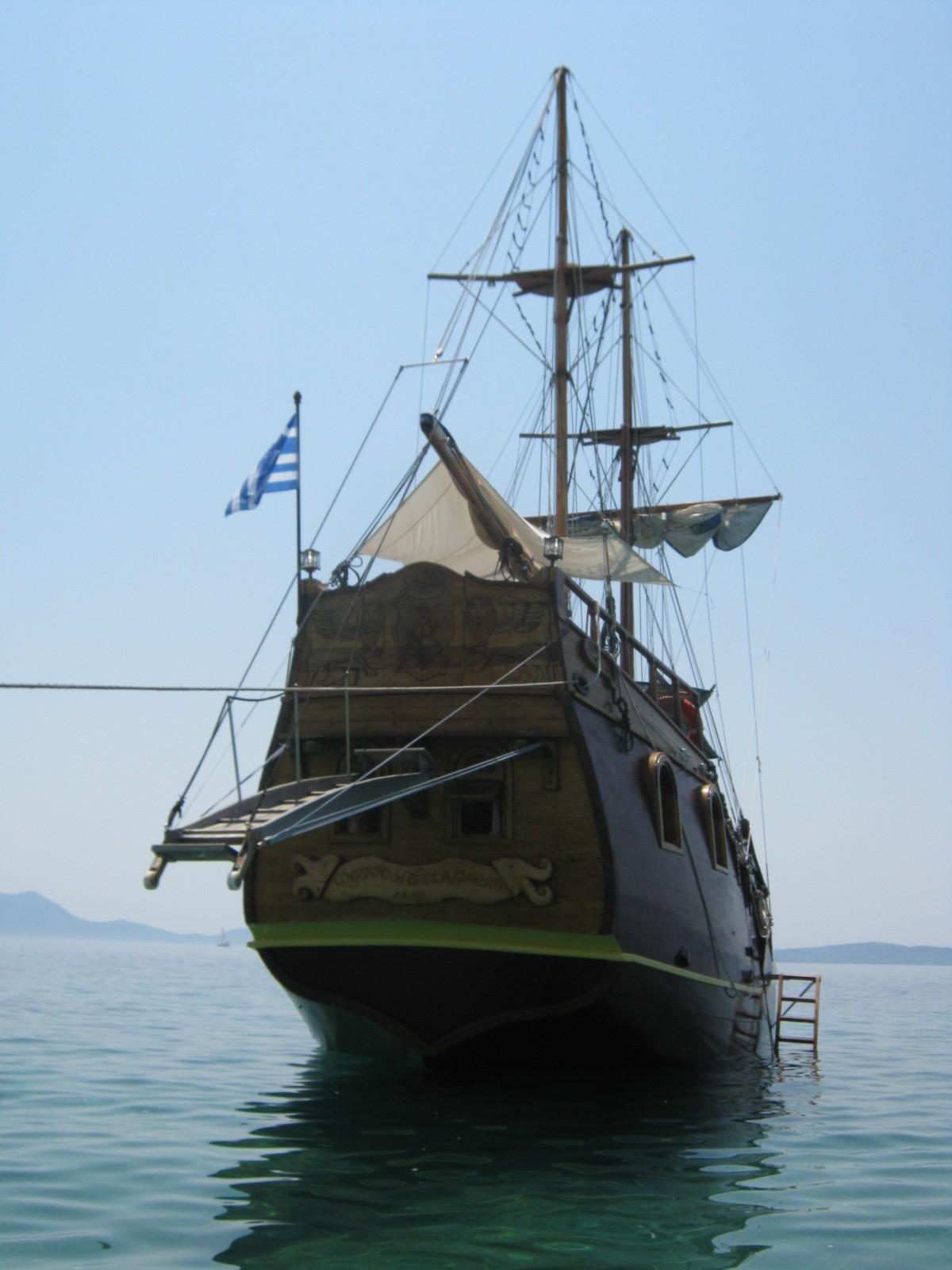 Τα θαλασσινά....: Κουρσαρος της Αγιας Μαυρας