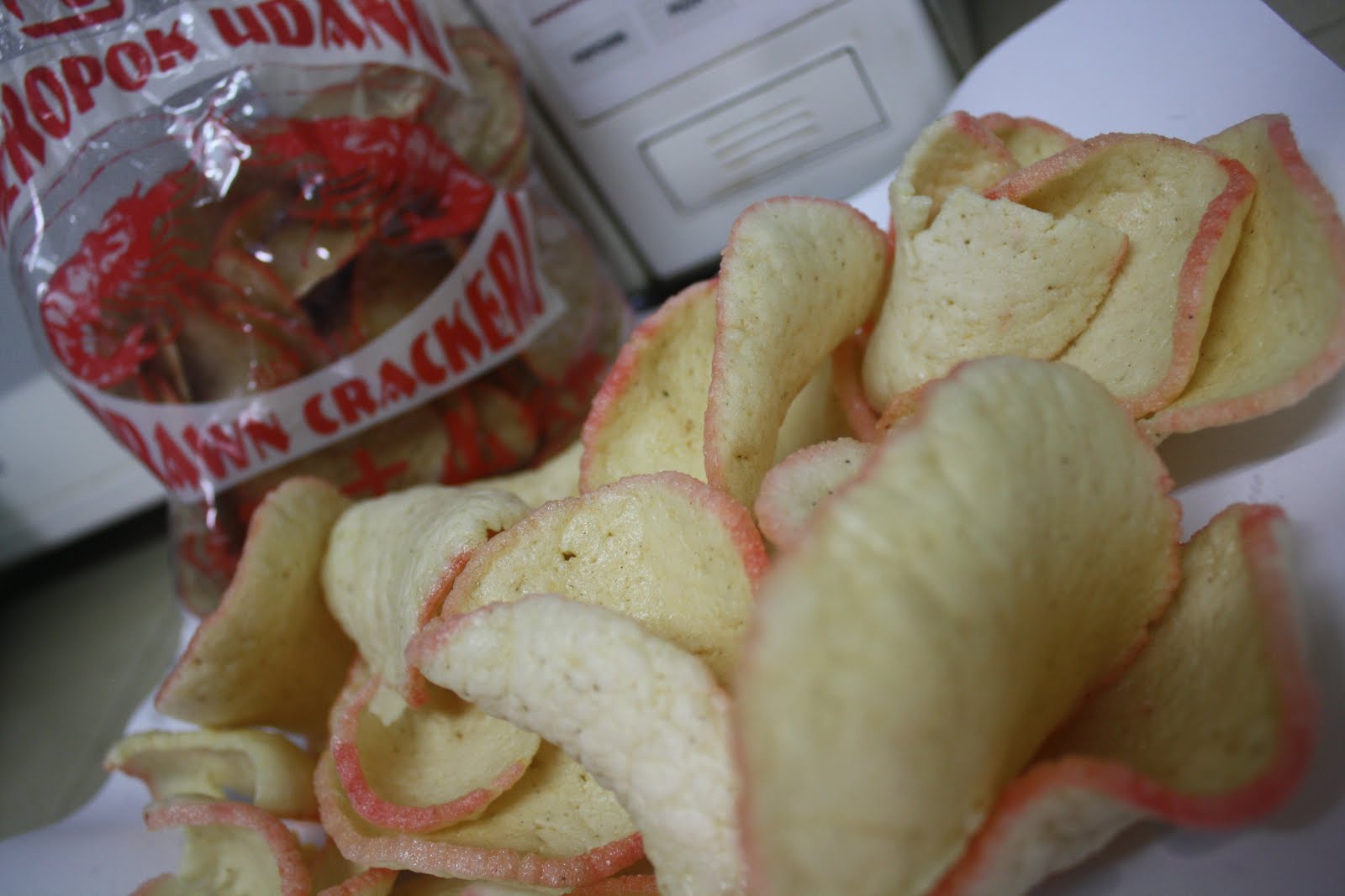 While I'm Blogging: Brunei Prawn Crackers
