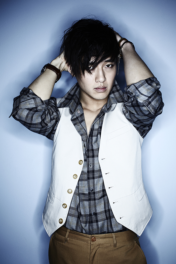 Kang Ha Neul