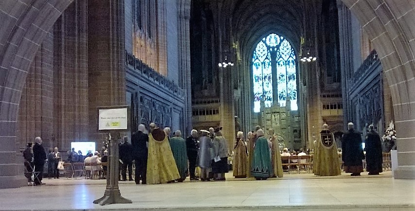 theMayoralBlog: O Taste and See. the Queens' 90th Birthday Holy Trinity ...