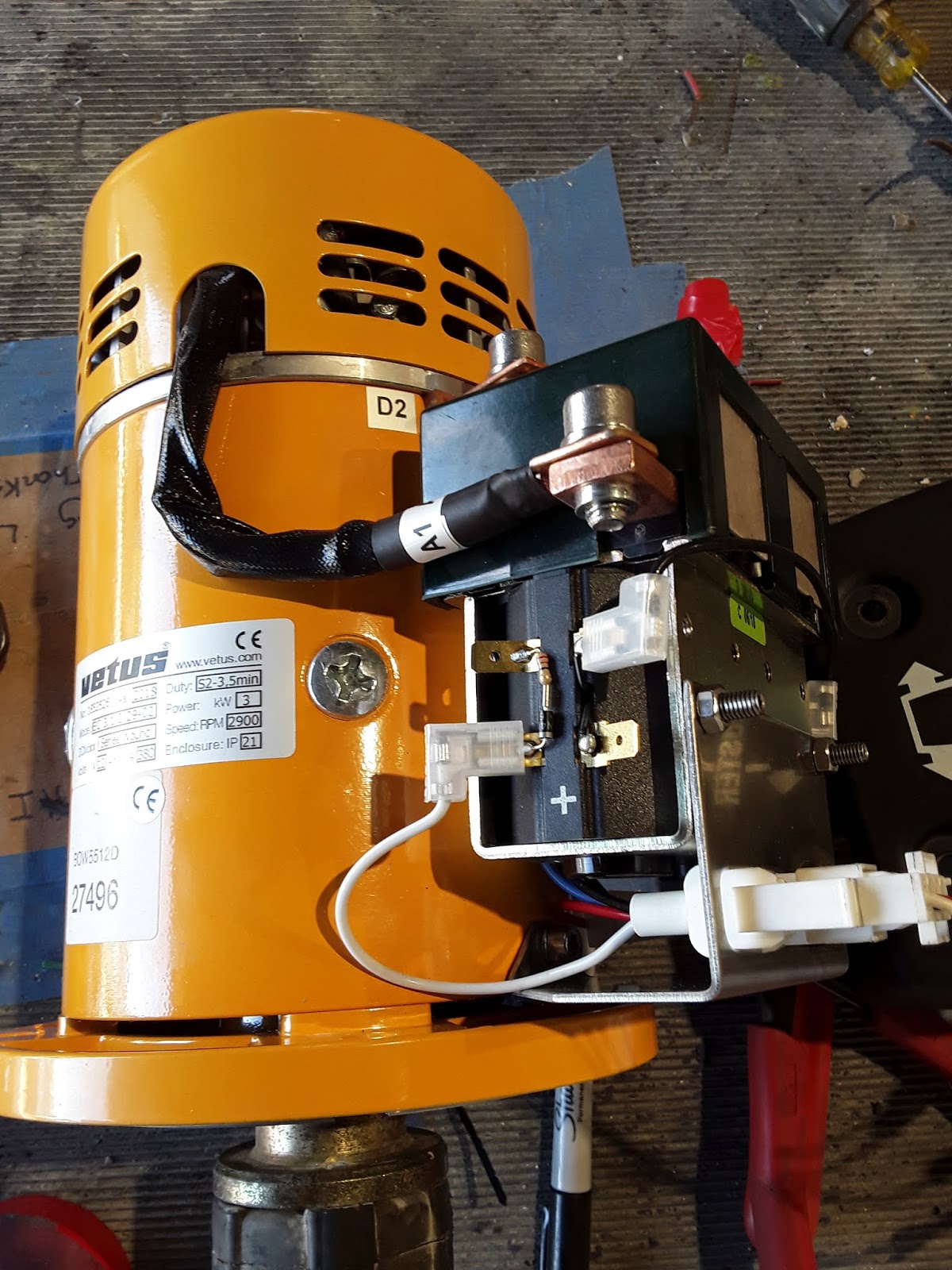 EC Ruff Marine : EC Ruff Marine-Vetus Install