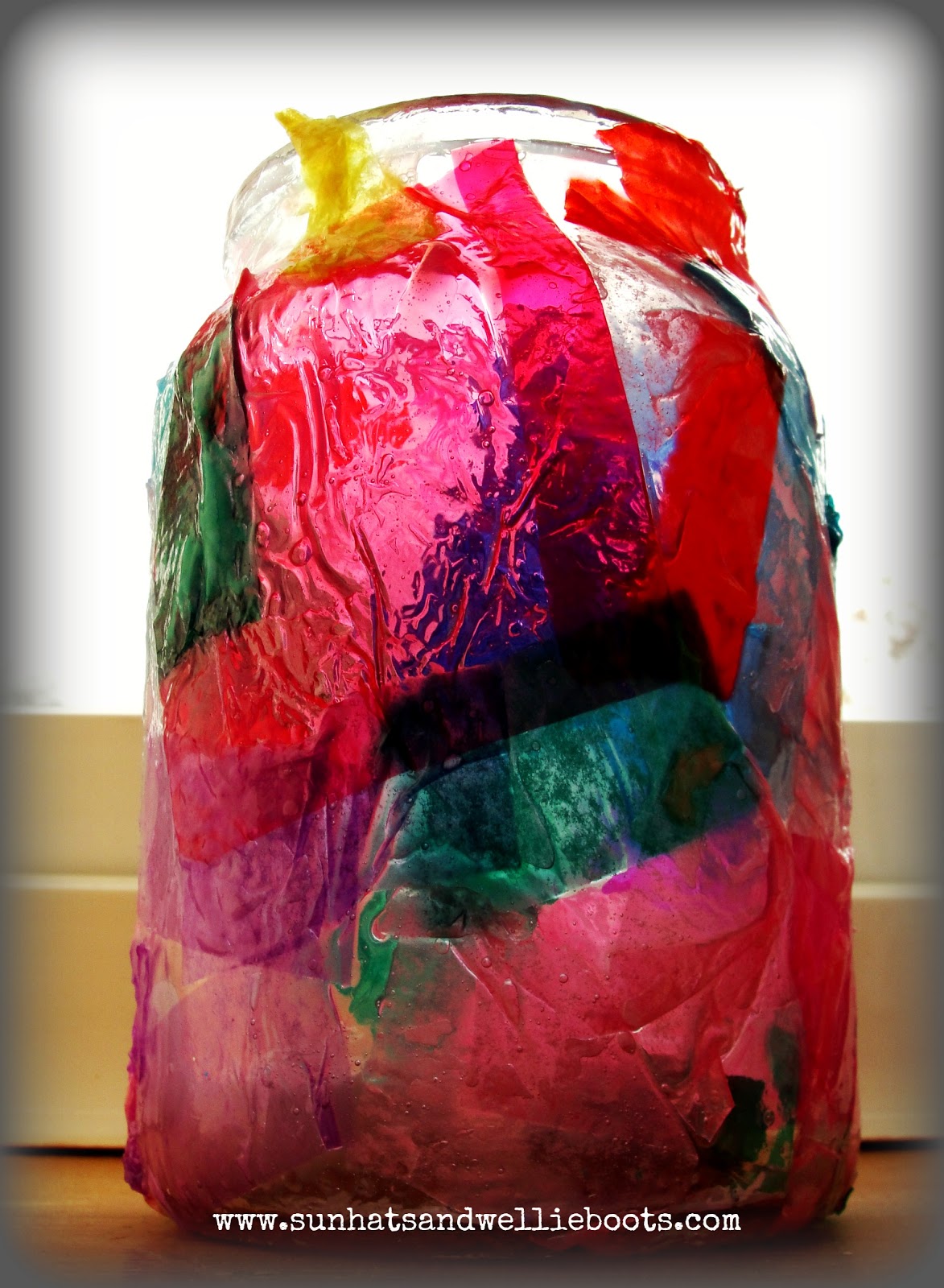 Sun Hats & Wellie Boots: Glowing Tissue Paper Lanterns