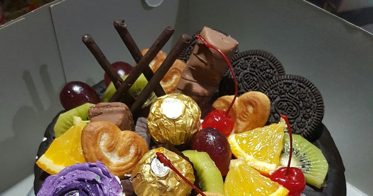 Mommy Michelle Kitchen: Messy Cake?