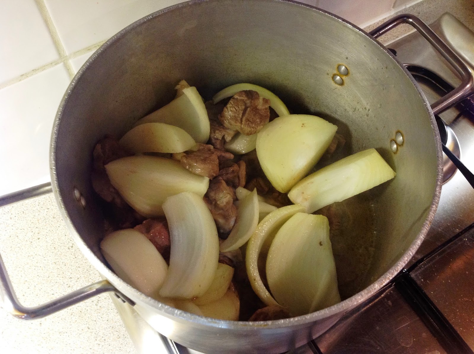 This Muslim Girl Bakes: Cauliflower Lamb Curry - Gobi Gosht