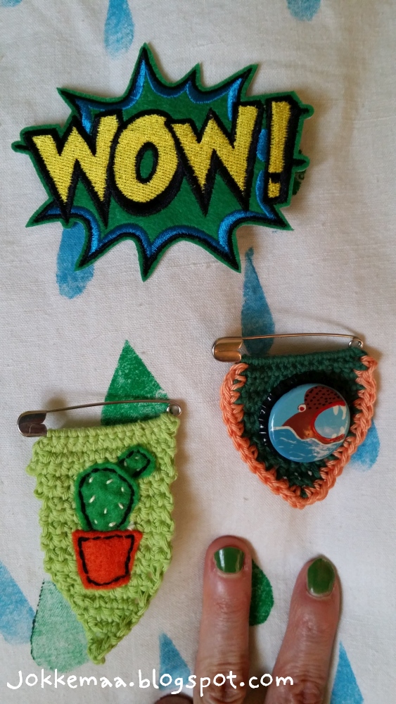 Jokkemaa: virkattu rintamerkki