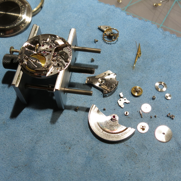 Vintage Hamilton Watch Restoration: August 2015