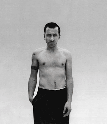 birthdays: Tim Roth (info)