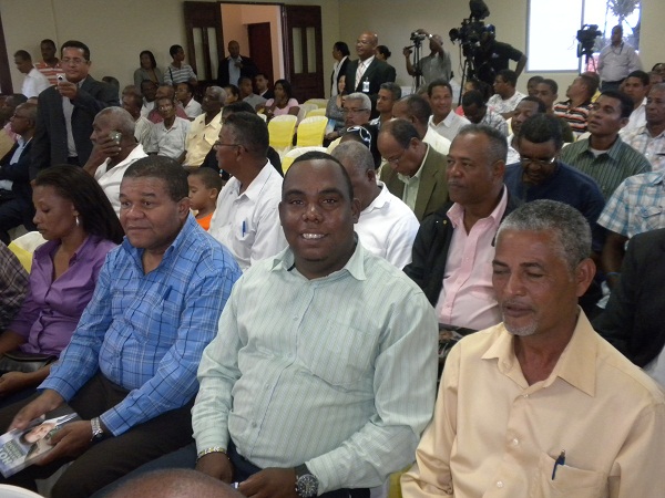 Francisanibalenlared.com: Gobernador Alcibíades Tavárez rinde sus ...