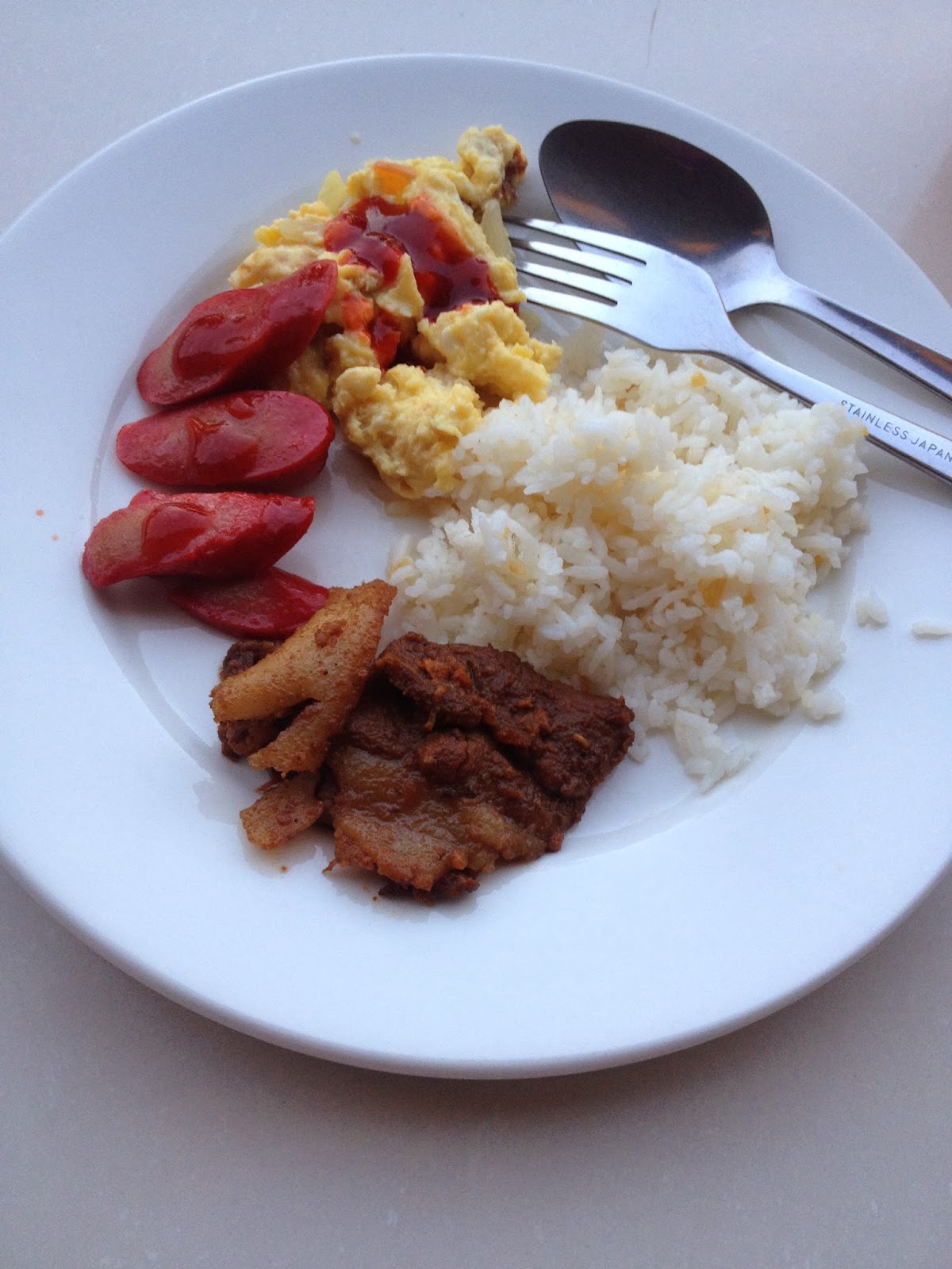 Marina's Breakfast Buffet in MOA | Food In The Bag