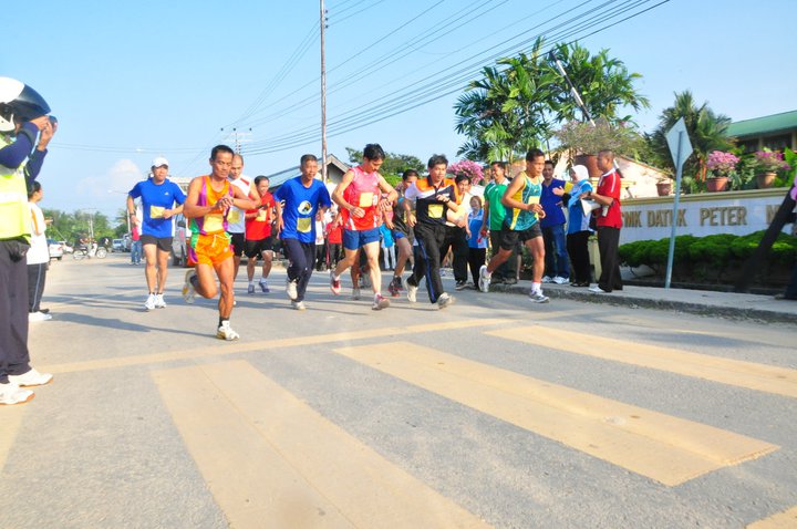 SMK DATUK PETER MOJUNTIN: Jogathon DPM 2011