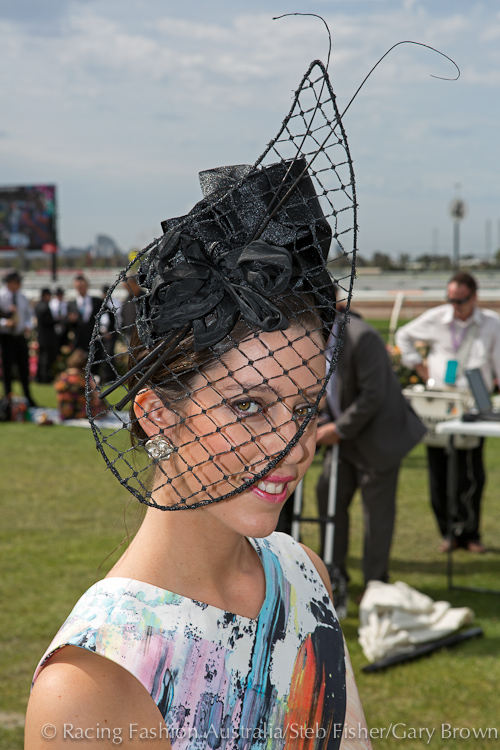 Racing Fashion: Melbourne Cup Day Racing Fashion = Colour, Fun, Hats ...