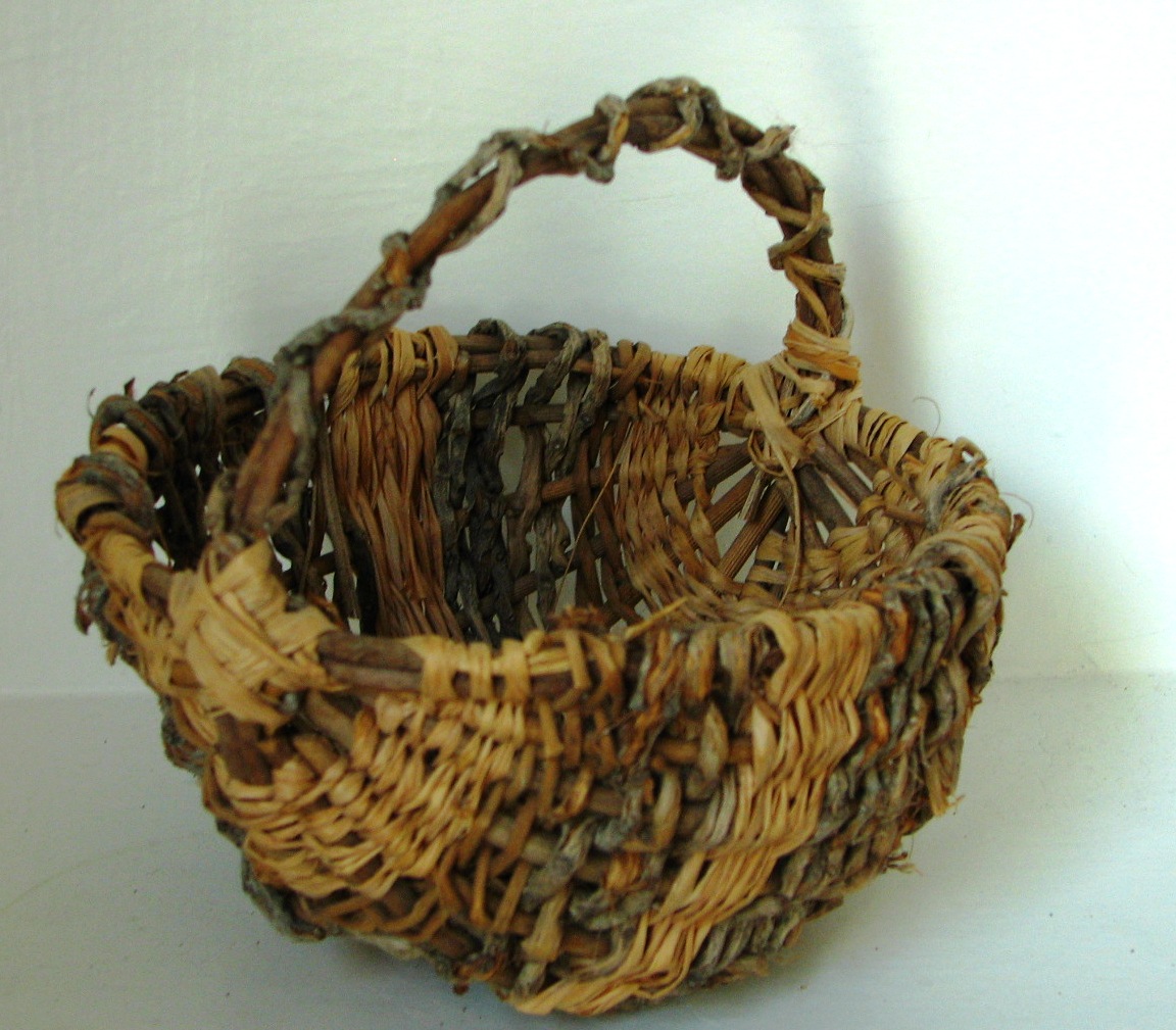 Weave It and Reap: Ribbed Baskets and Sculptures