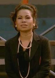 BLUECLOUD'S CONFESSIONS: MOVIE REVIEW: CRAZY LITTLE THING CALLED LOVE