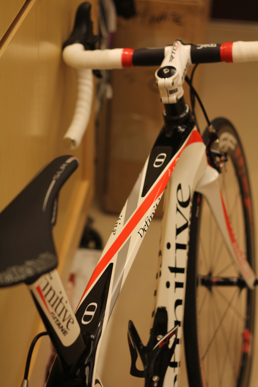 小偉單車: 第4 批 2011 GITANE THE ONE ISP 完工 & 交車 # 1 (白色版)