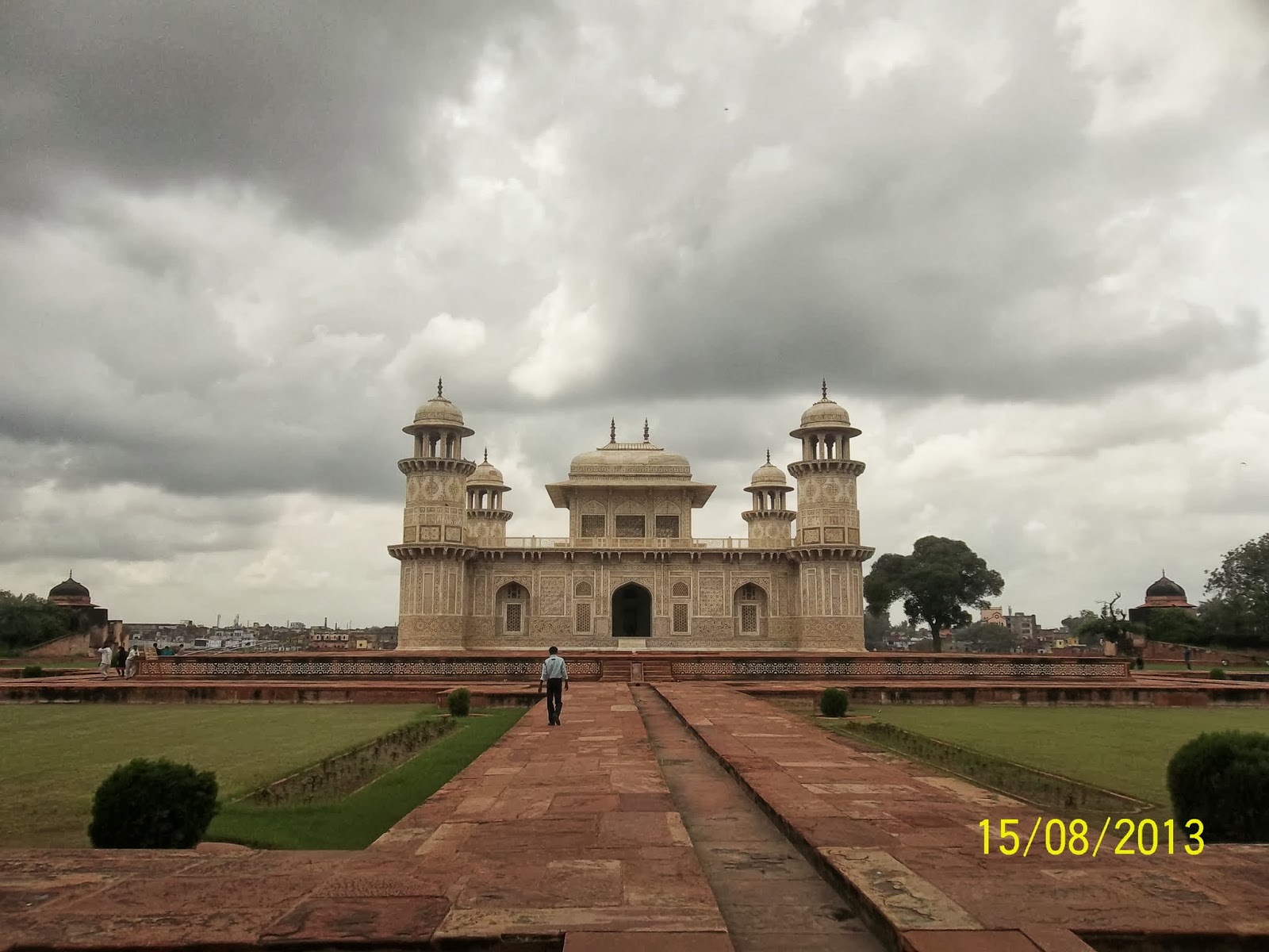 LITTLE TOWN OF TUNDLA