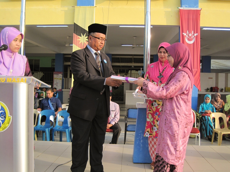 SK Cahaya Baru: Pelacaran Program Sifar Ponteng