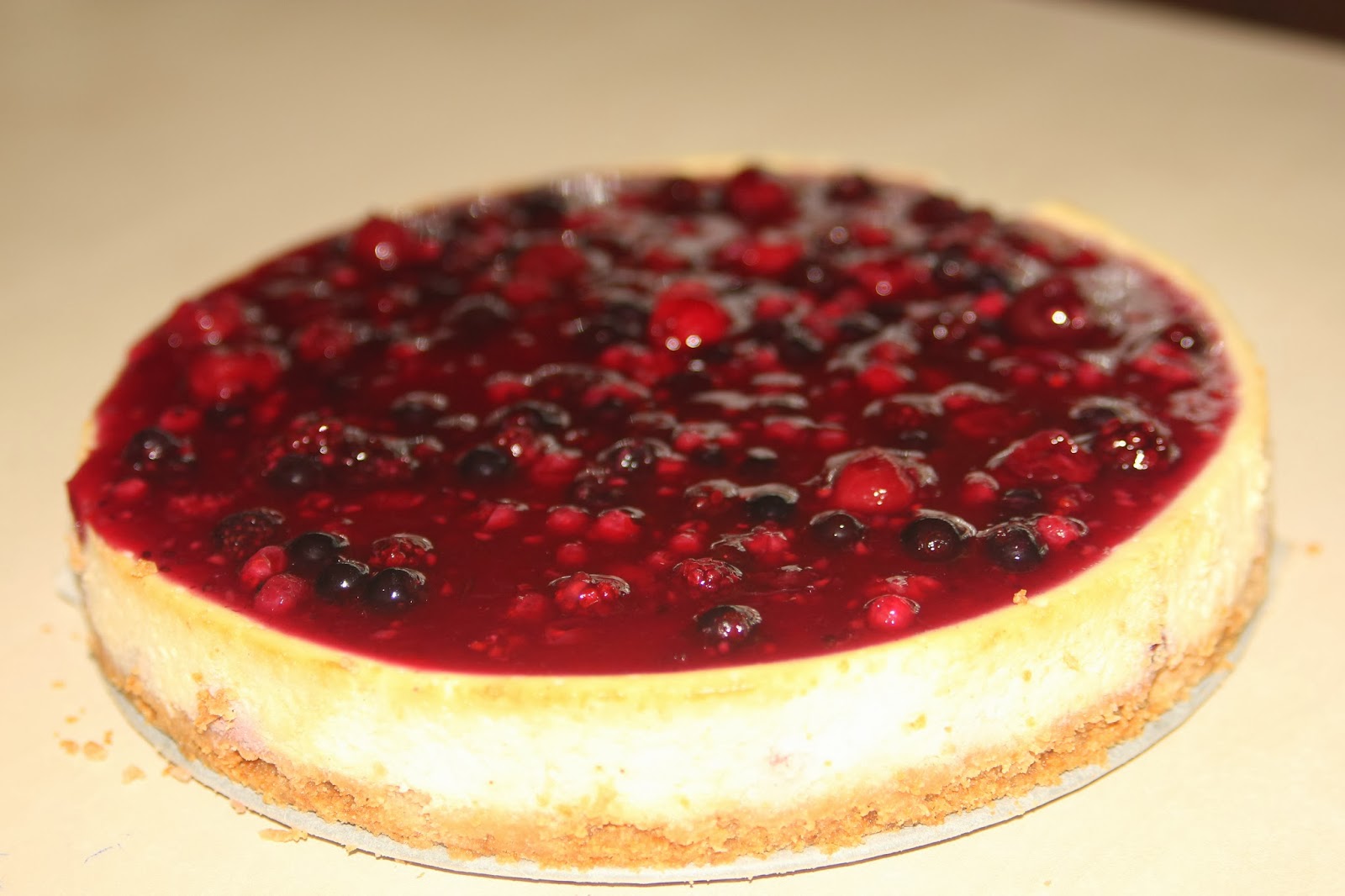 Vanessa: Cheesecake cu fructe de padure