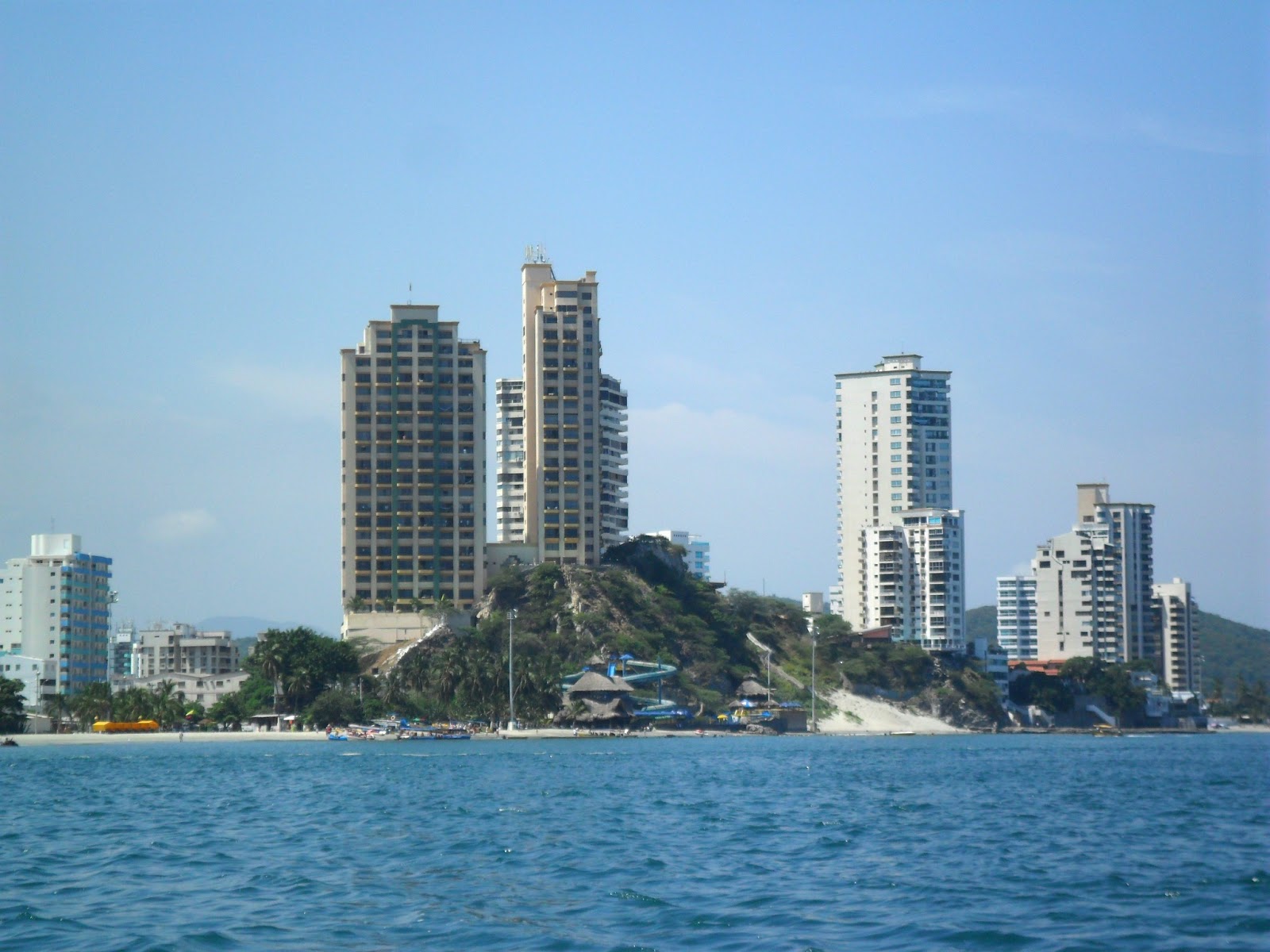 ARRIENDO APARTAMENTO SANTA MARTA RODADERO COLOMBIA CEL.3006141046 ...