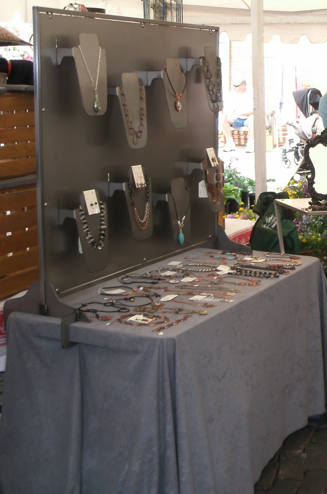 Craft Show 101: Examples of displays (and some new friends)...