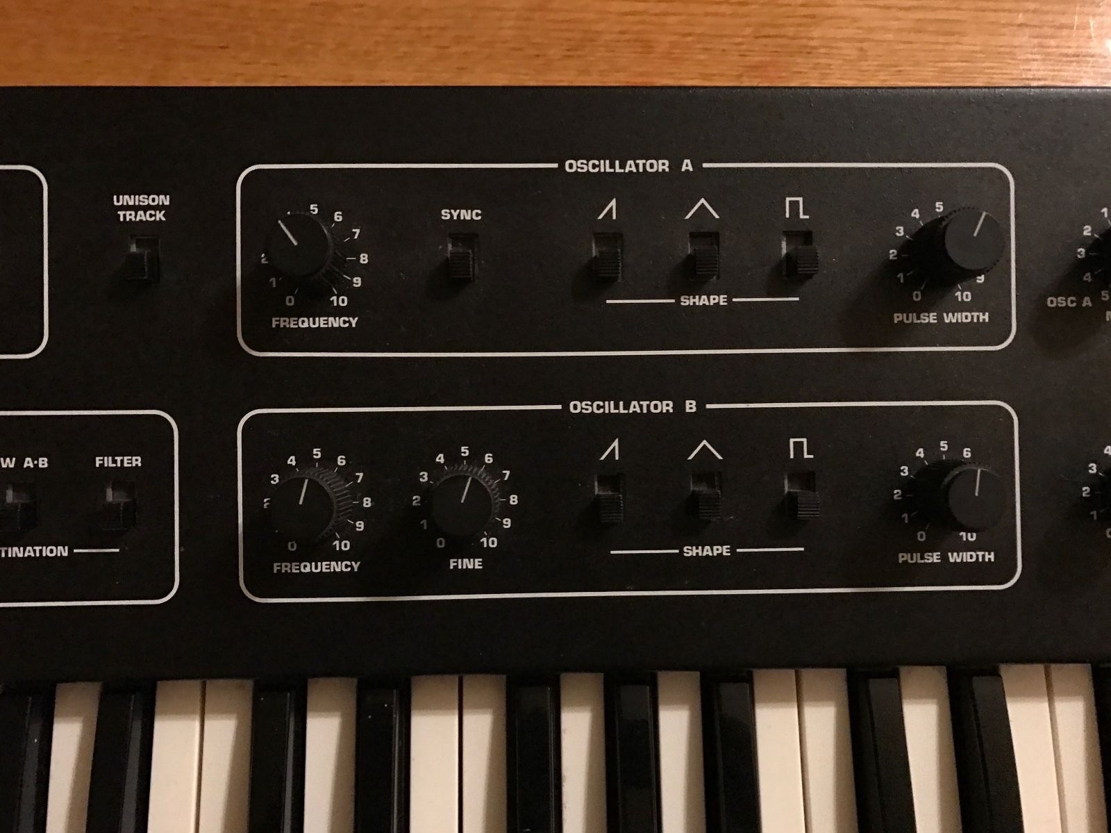 MATRIXSYNTH: Sequential Circuits Prophet 600 Vintage Analog Synthesizer ...