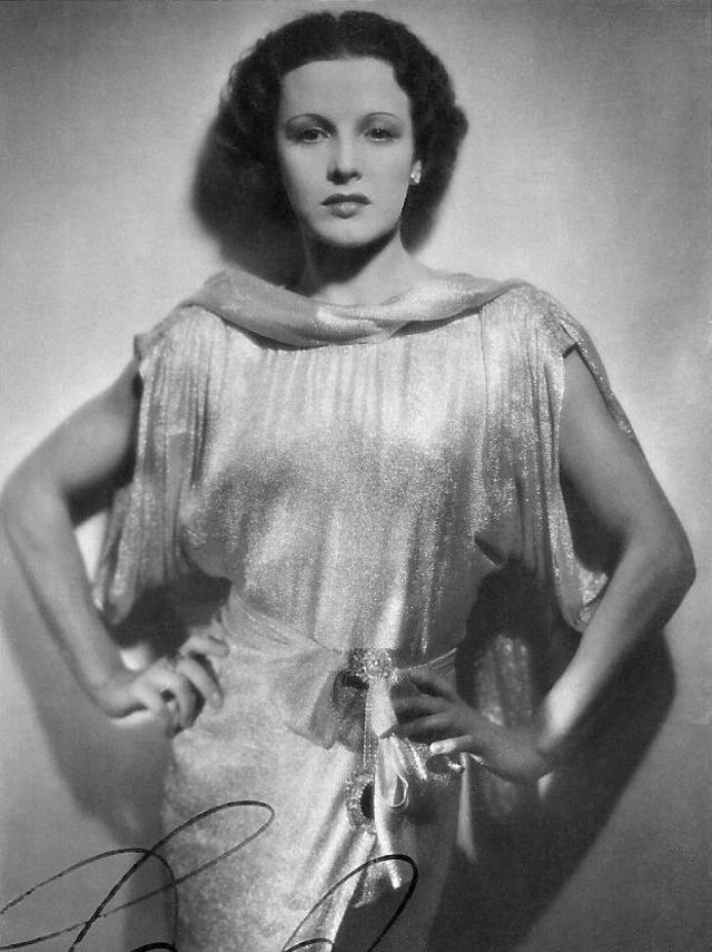 La Jana: Classic Beauty With the Life Ended Tragically Young at the ...